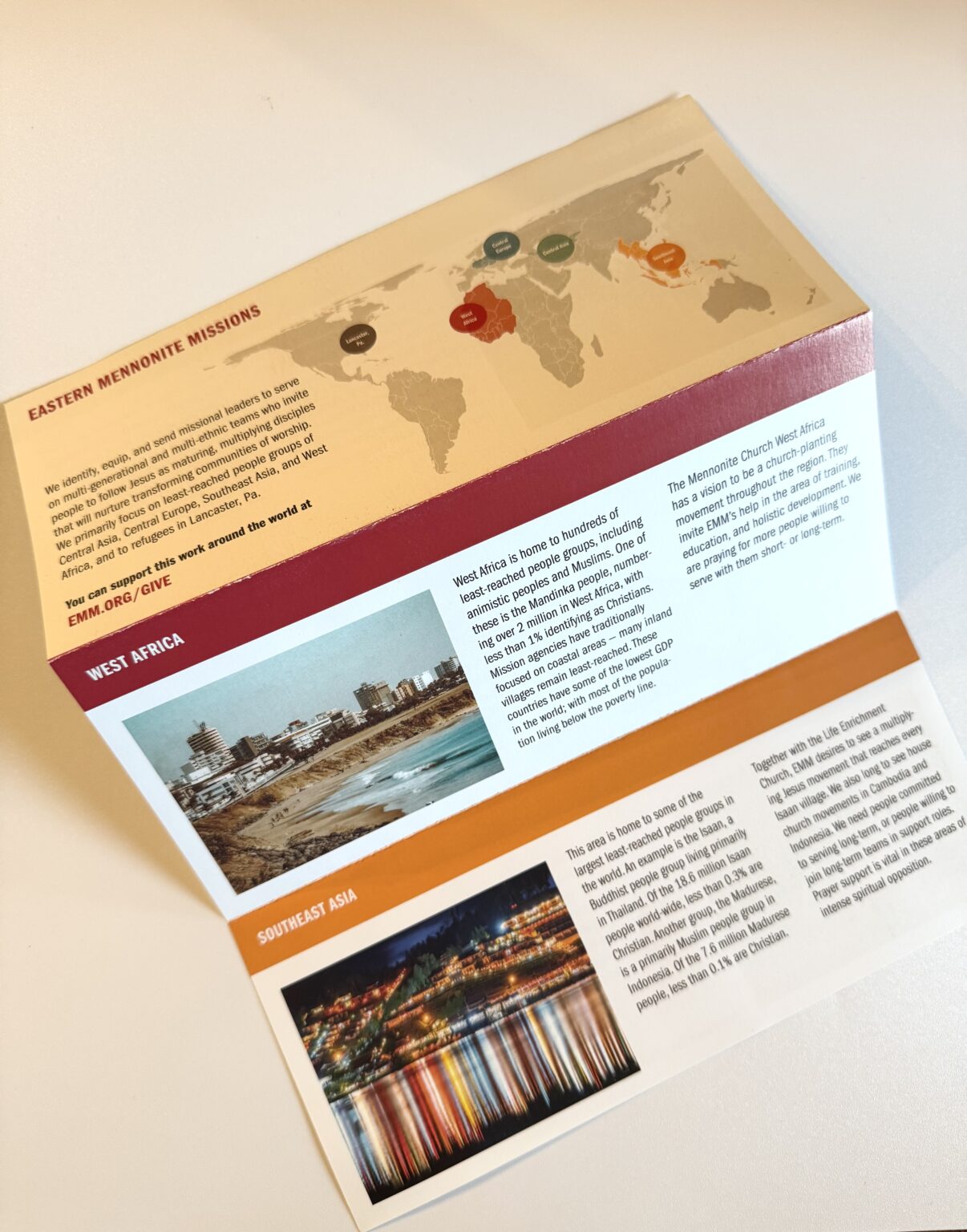 How to Design a Flyer That Grabs Attention - Executive Printing